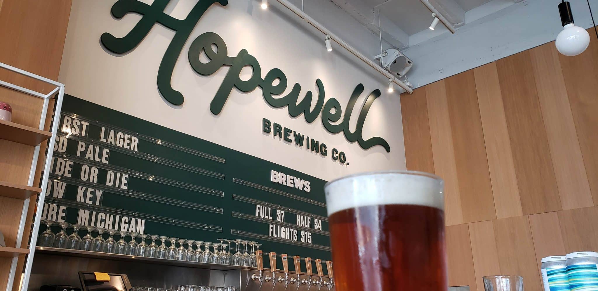Episode 6: Samantha Lee and Stephen Bossu, Hopewell Brewing - Beer Edge
